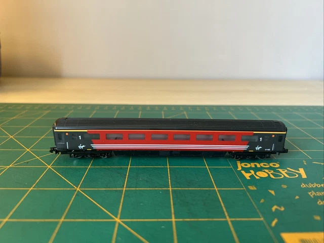 GRAHAM FARISH N Gauge Virgin Trains First Class Coach Unboxed £10.50 ...