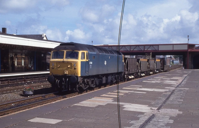 ORIGINAL SLIDE . BR Brush Class 47 Diesel Loco 47343 . Rhyl Station Aug ...