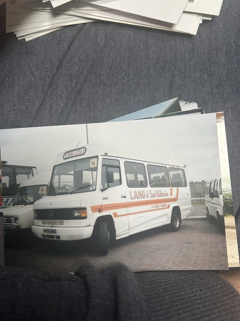 CLASSIC BUS PHOTO Mercedes 811D H495 BND Lang East Kilbride £0.99 ...