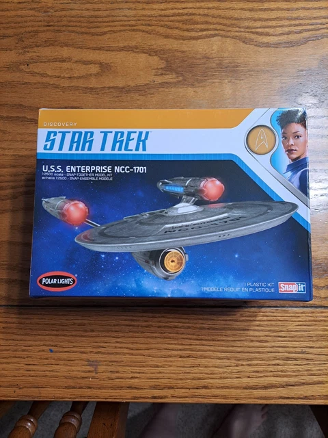 STAR TREK U.S.S Enterprise NCC-1701 Constitution-Class Starship Model ... STAR TREK U.S.S Enterprise NCC-1701 Constitution-Class Starship Model ...