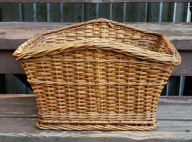 VINTAGE WOVEN RATTAN Wicker Farm House Country Primitive Rustic Decor ...