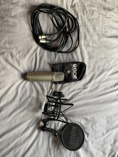 RODE NT1-A STUDIO Condenser Microphone with Shock Mount, Pop Filter ...