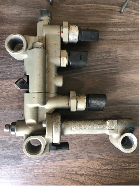 DOSING DEVICE ADBLUE dosing unit Mercedes Atego Actros MP2 MP3 ...