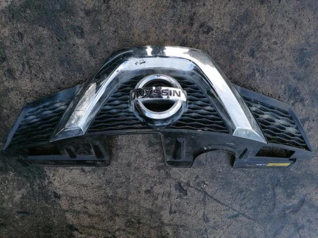 CALANDRE NISSAN X-TRAIL 3 62310-4CE1B EUR 100,00 - PicClick FR