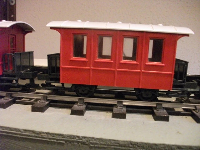 SM32 GARDEN RAILWAY 4 Off Faller Narrow Gauge Coaches £42.30 - PicClick UK