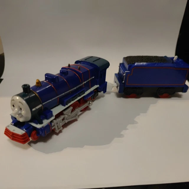 TOMY TRACKMASTER THOMAS the tank engine train hank fully working £22.99 ...