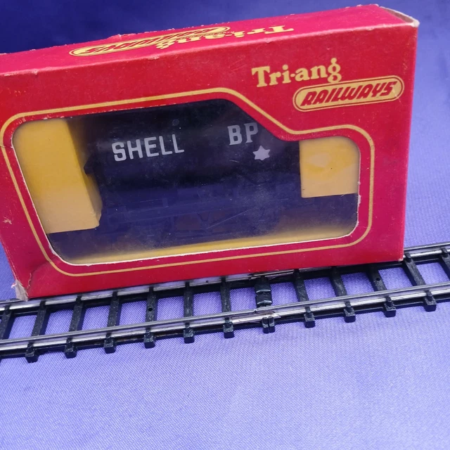 TRIANG R12 SHELL Tanker Wagon In Black £6.50 - PicClick UK