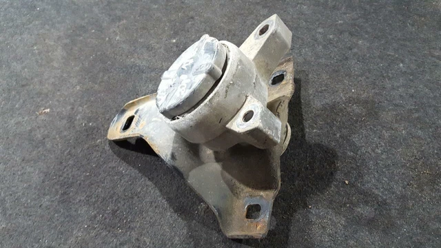 ENGINE MOUNTING AND Transmission Mount (Engine support) Ford Focu ...