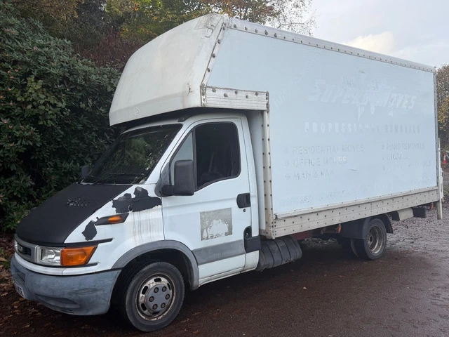 2004 IVECO DAILY Luton 2.3 diesel engine Luton van Lorry with tail lift ...