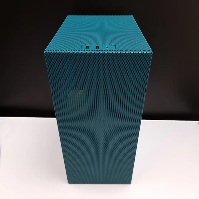 MESHROOM S MINI-ITX Case (No PCIe Riser Cable Included) £80.00 ...