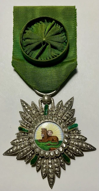 OFFICIER DE L’ORDRE Du Lion Et Du Soleil Levant En Argent EUR 103,00 ...