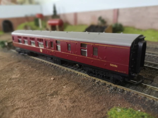 HORNBY R.423 LMS MAROON MK1 BRAKE 1st CORRIDOR COACH 5051 BOXED £12.00 ...