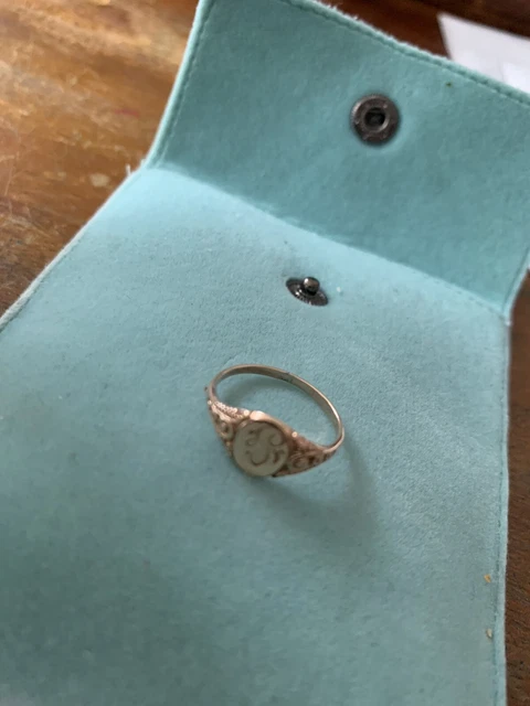 SOLID GOLD VICTORIAN Signet Ring £80.00 - PicClick UK