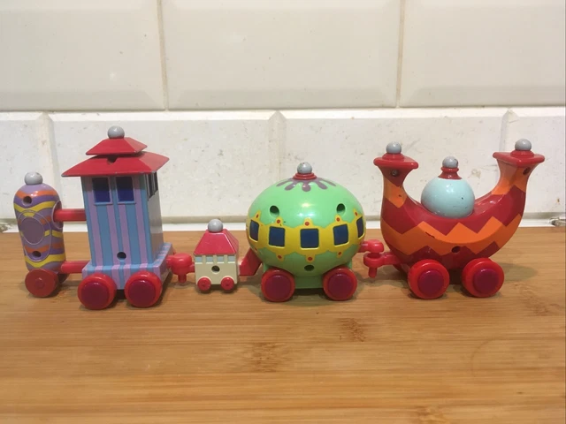 CBEEBIES IN THE Night Garden Small 25cm Ninky Nonk Train £5.99 ...