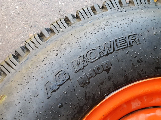 KUBOTA COMPACT TRACTOR Tyres and Rims - Full Set (Turf Tyres) £400.00 ...