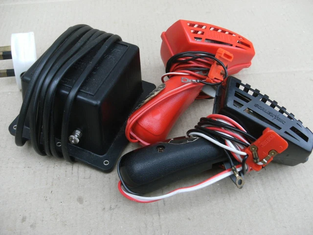 SCALEXTRIC PSU AND Scalextric Hand Throttles Scalextric Transformer ...