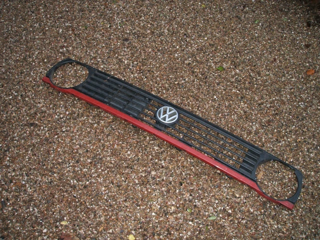 VW GOLF MK2 Front Grille with lower strip in red. EUR 28,48 - PicClick DE