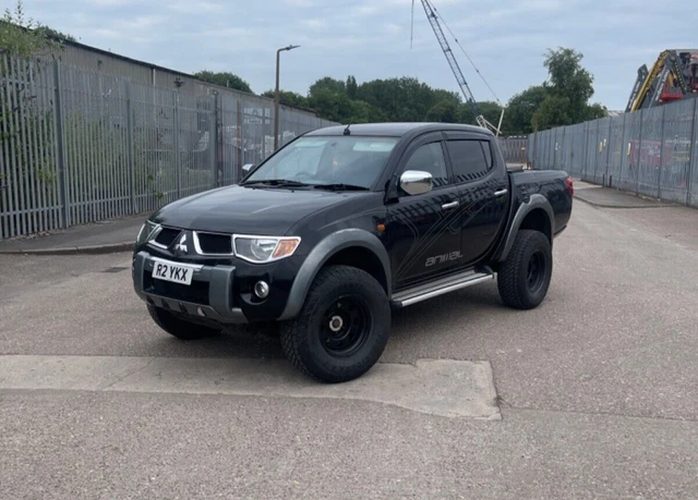 2006 MITSUBISHI L200 Animal Auto Double Cab 2.5 4x4 £4,495.00 - PicClick UK