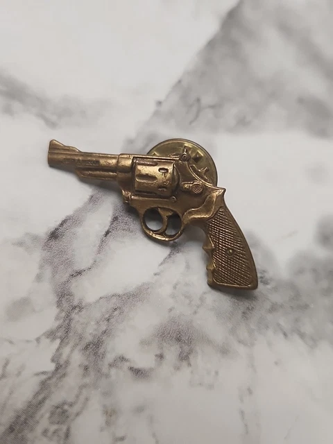 VINTAGE SMITH WESSON Revolver Gun Pistol Bronze Tone Lapel Hat Pin ...