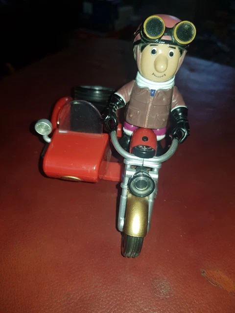 POSTMAN PAT AJ Ajay Bains Motorbike & Sidecar 2006 Rare Vintage £15.00 ...