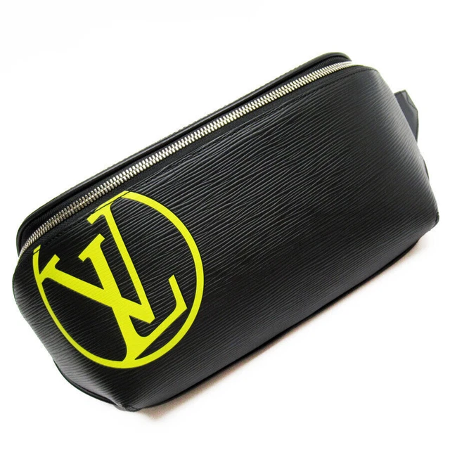 AUTH LOUIS VUITTON LV Circle Bum Bagbody bag Sac banane Noir Epi Cuir ...