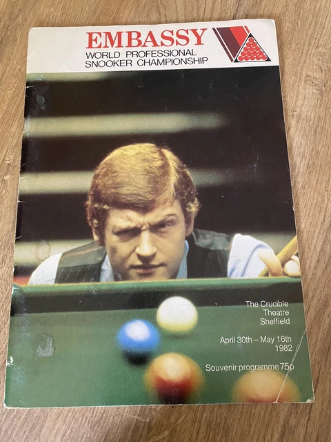EMBASSY SNOOKER SOUVENIR Programme 1982 Signed By Willie Thorne And ...
