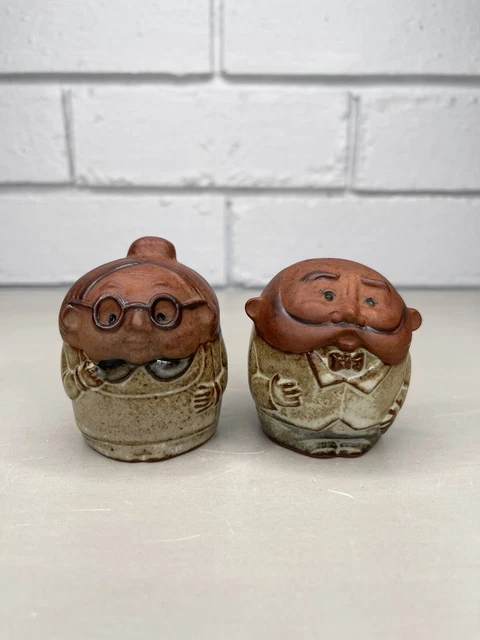 VINTAGE GEMPO POTTERY Grandma & Grandpa Salt And Pepper Shaker Set ...