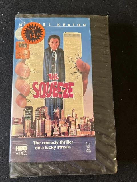 THE SQUEEZE VHS Video Movie, Michael Keaton, Rae Chong, Joe Pantoliano ...
