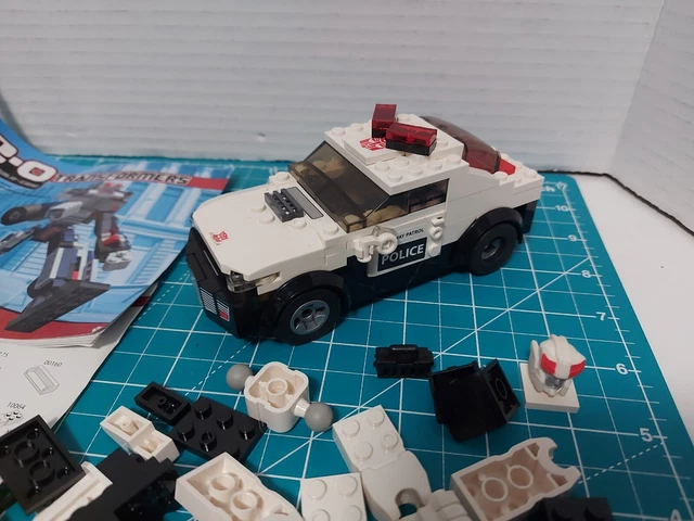 KRE-O PROWL TRANSFORMERS 30690 Hasbro w/ Instructions and extra pieces ...