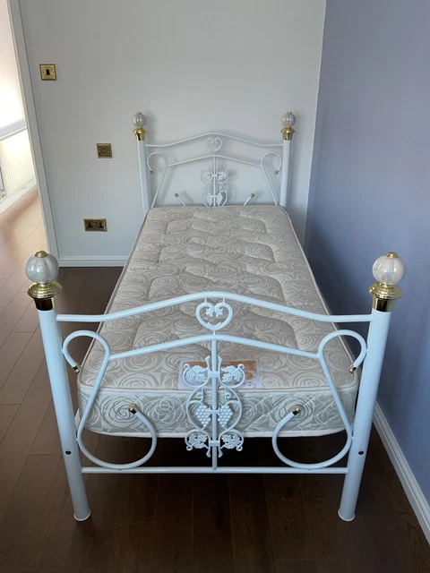 SINGLE BED, WHITE Metal frame with mattress. £26.68 - PicClick UK