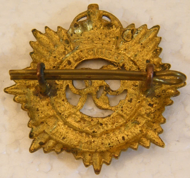 BOG STANDARD WW2 Royal Canadian Army Service Corps Solid Brass Cap ...