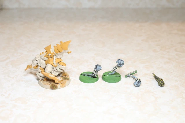 WARHAMMER 40K - Tyranids - Biovore - Built / Primed / OOP Metal Model w ...