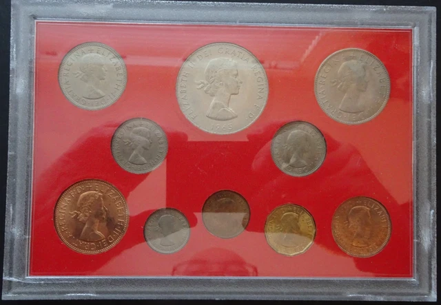 FAREWELL TO THE £.S.D. Coin system uncirculated coin set 1958-1967 £7. ...