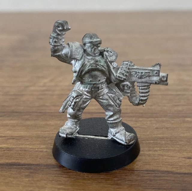 METAL CLASSIC CATACHAN Lieutenant Commander Imperial Guard Warhammer ...