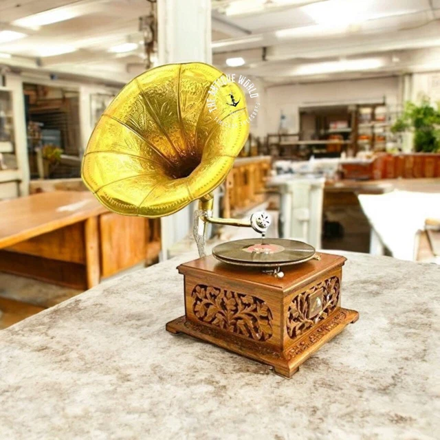 ANTIQUE GRAMOPHONE, FULLY Functional Working Phonograph, win-up record ...