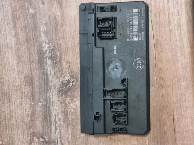 MERCEDES-BENZ W639 SAM fuse box ECU control unit A 6395450601 $305.26 ...