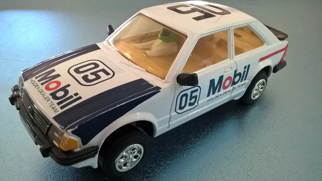 SCALEXTRIC C376 FORD Xr3i Peter Brock "Mobil" Number 05. Made in Great ...