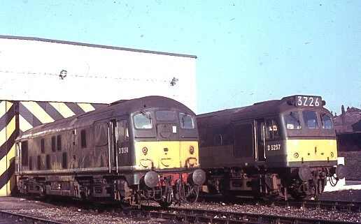 ORIGINAL COLOUR SLIDE of D5094 BR class 24 diesel loco £5.99 - PicClick UK