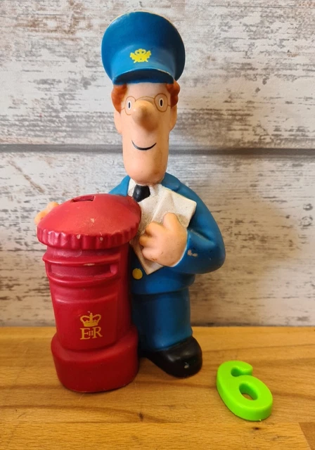 VINTAGE POSTMAN PAT & ER Letterbox TV Kids Show PVC Toy Figure 1996 £15 ...