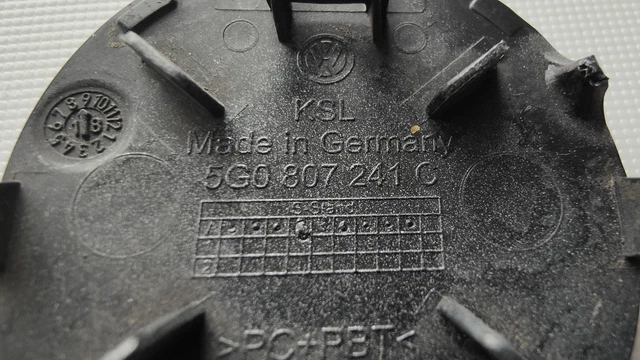 VW GOLF MK7 Front Bumper Tow Eye Towing Hook Cover 5G0807241C 2018 (1 ...