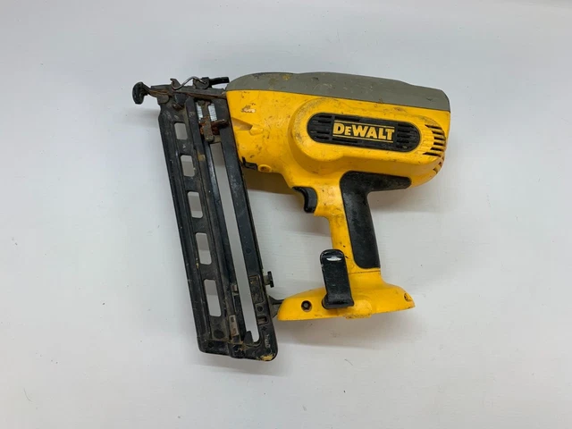 DEWALT DC618 NAIL Gun (Body) #9113062 £99.99 - PicClick UK