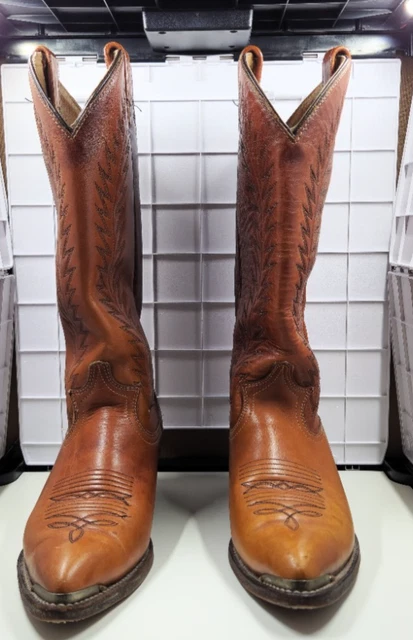 BRAHMA CANADA WEST Cowboy Boots Men’s 7.5B Narrow Made in Canada $99.99 ...