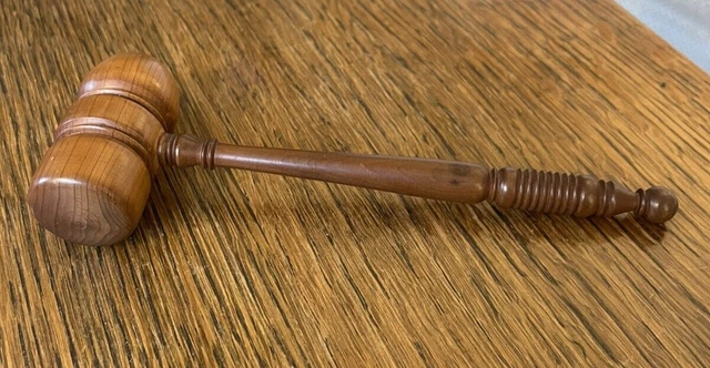 VINTAGE AUCTIONEERS OR Judges Gavel - Hand-Turned Wood £18.00 - PicClick UK