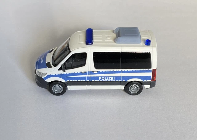 1:87 MERCEDES BENZ Sprinter ’18 HGrukw Bereitschaftspolizei Polizei ...