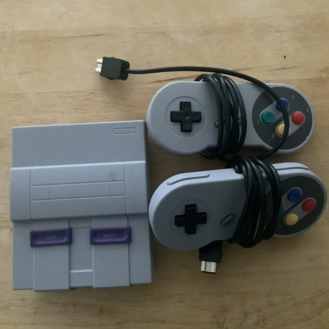 NINTENDO SUPER NES Mini Classic Edition Control Deck CLV-201 avec deux ...