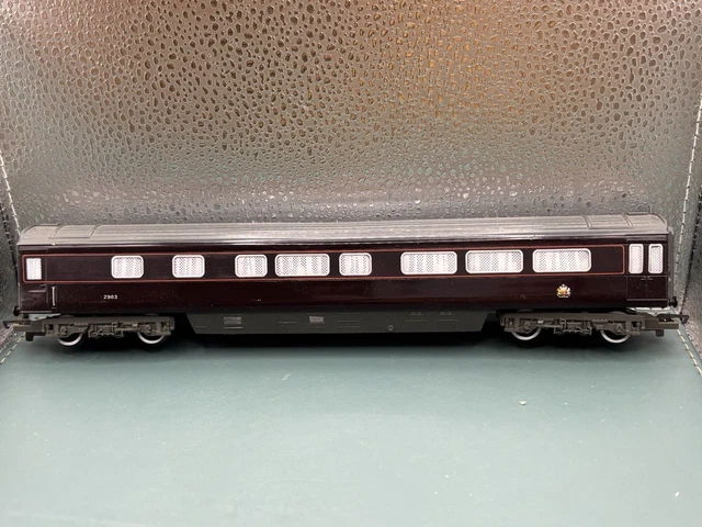 HORNBY OO GAUGE R451 BR Royal Train The Queen's Saloon Coach 2903 Mk.3 ...