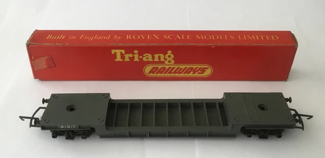 VINTAGE TRIANG RAILWAYS R.118 Bogie Well Wagon with original box (circa ...