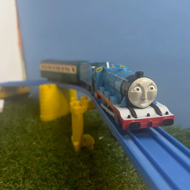 TOMY PLARAIL TRACKMASTER Gordon Thomas The Tank Engine TS-04 Old Design ...