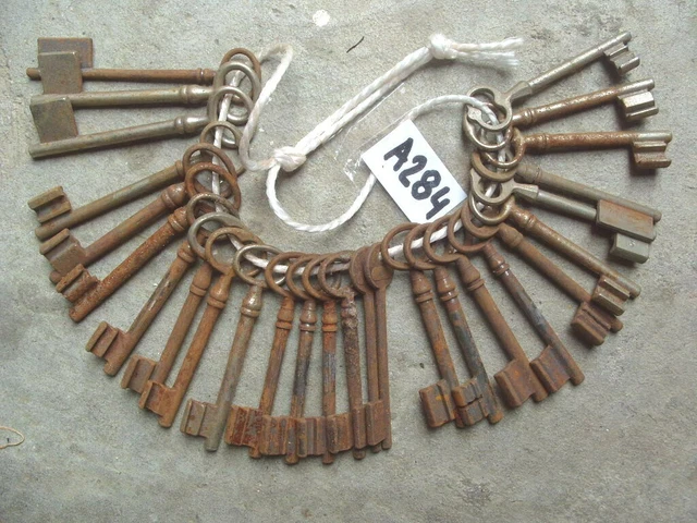 LOT A284 DE 27 Clé Clés Clefs Clef Anciennes De Porte Serrure EUR 27,90 ...