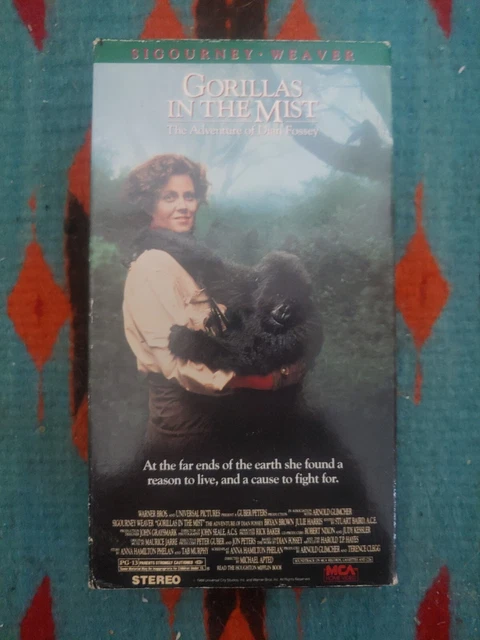 GORILLAS IN THE Mist VHS 1988 Sigourney Weaver Bryan Brown Julie Harris ...